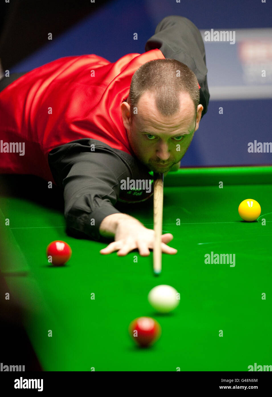 Mark Williams in action against Jamie Cope during their second round ...