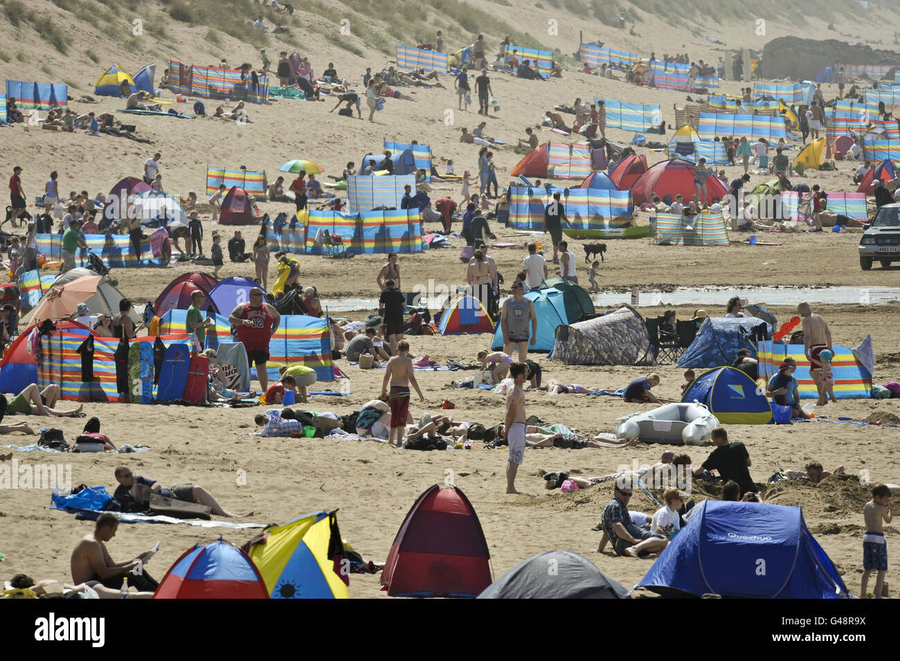 Summer weather April 25 Stock Photo - Alamy