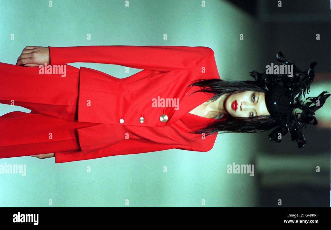 Fashion fionda red suit hi-res stock photography and images - Alamy