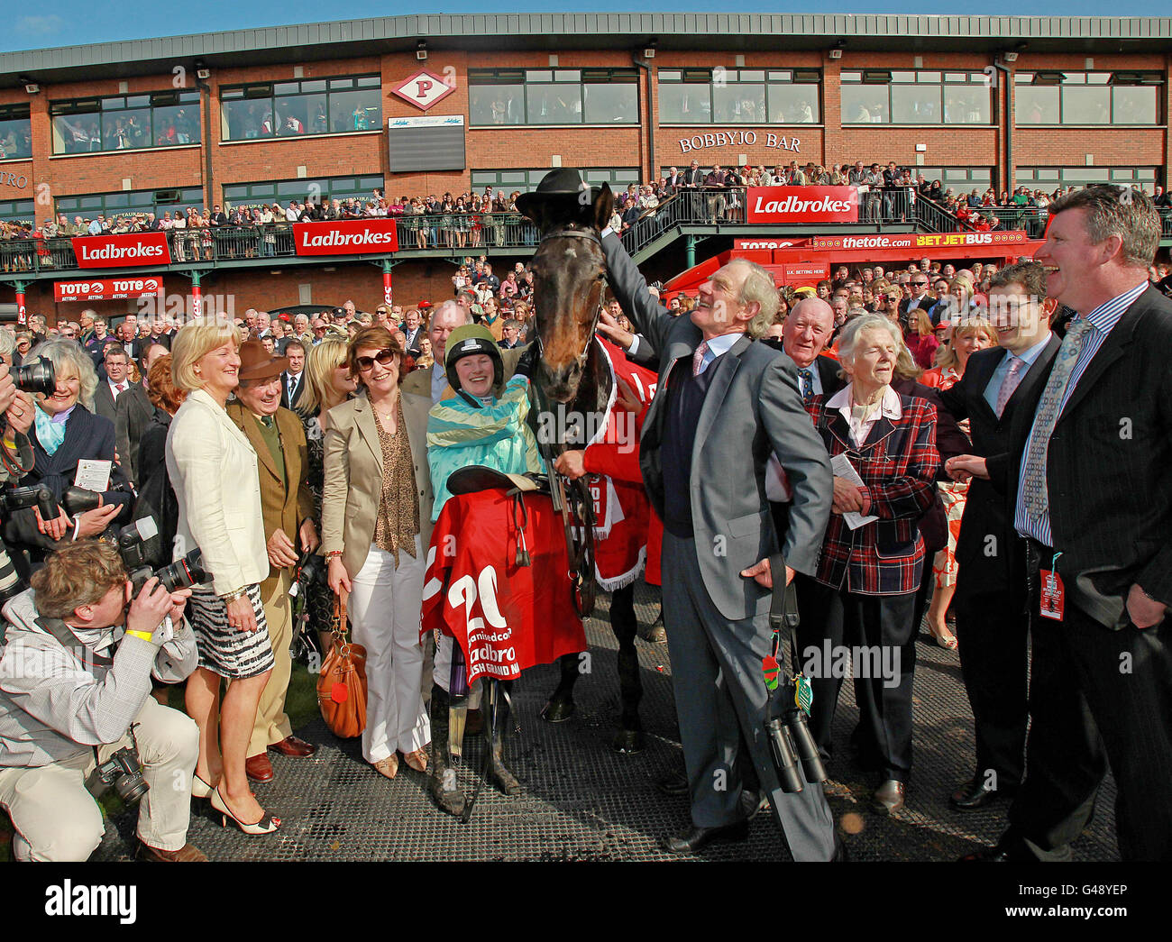 Horse racing easter festival fairyhouse racecourse hi-res stock ...