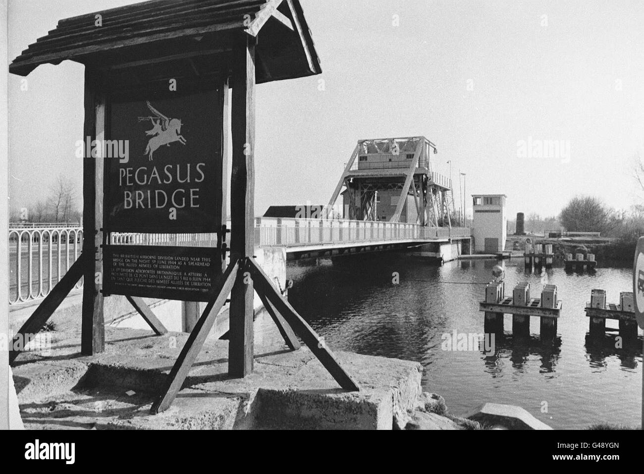 Pegasus bridge 1944 hi-res stock photography and images - Alamy