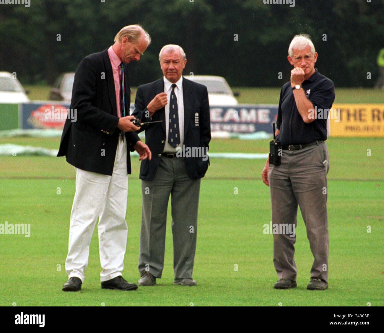 CRICKET Kent 1 Stock Photo - Alamy