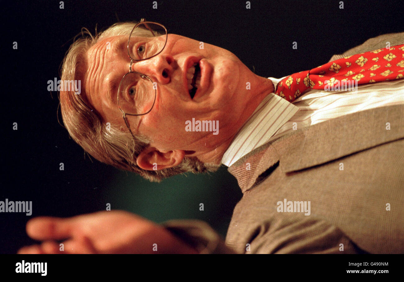 Brighton Meacher 2 Stock Photo - Alamy