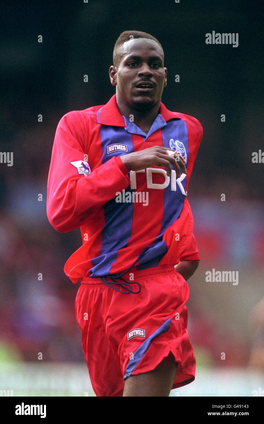 Bruce dyer crystal palace hi-res stock photography and images - Alamy