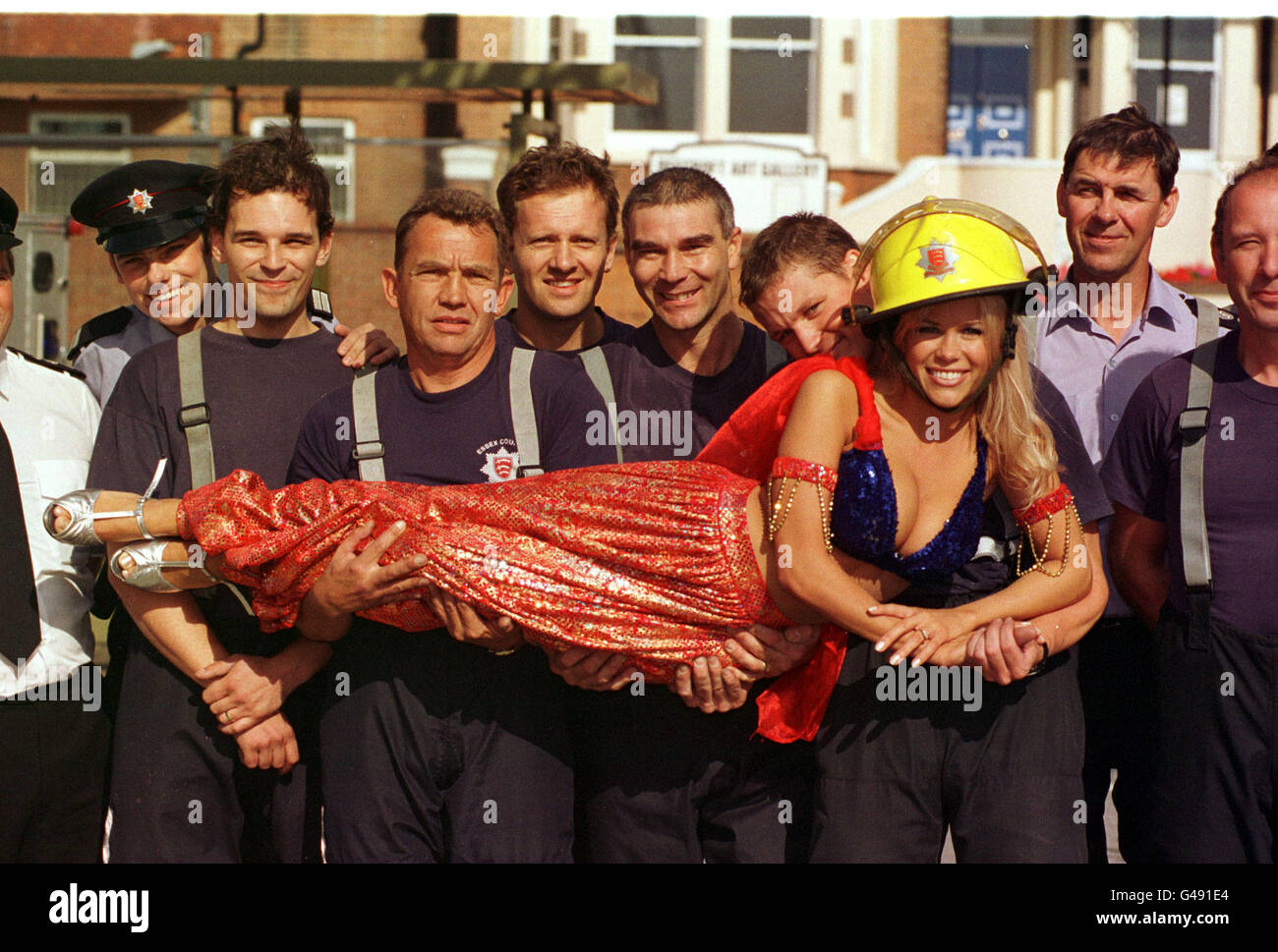 Melinda Messenger as the Princess with the Southend-on-Sea local fire ...