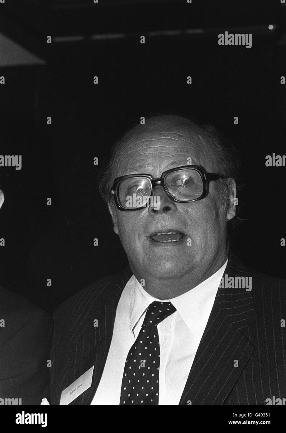 General news Black and White Stock Photos & Images - Alamy