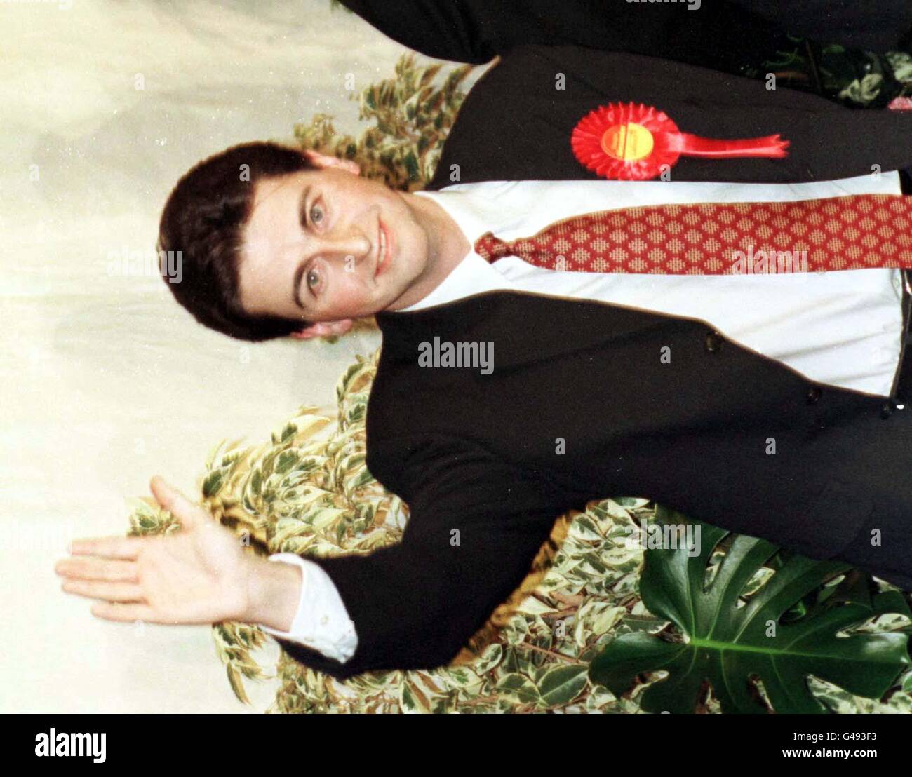 Douglas Alexander celebrates after winning the Paisley South By ...
