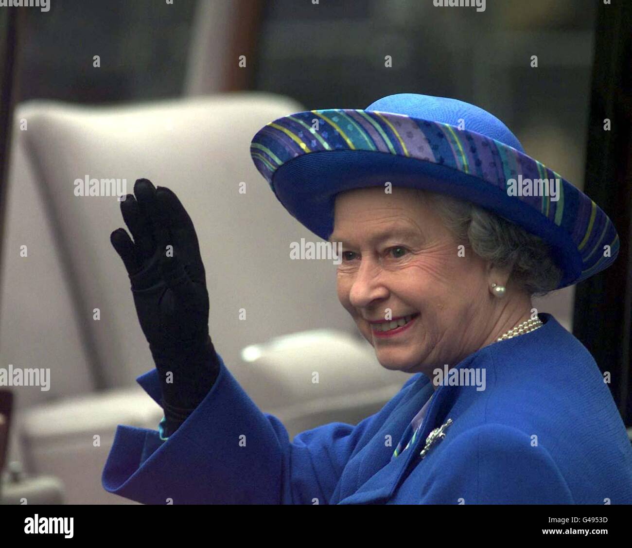 ROYAL Queen waves Stock Photo - Alamy