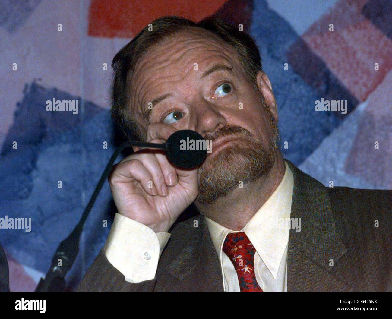 Speaking robin cook hi-res stock photography and images - Alamy