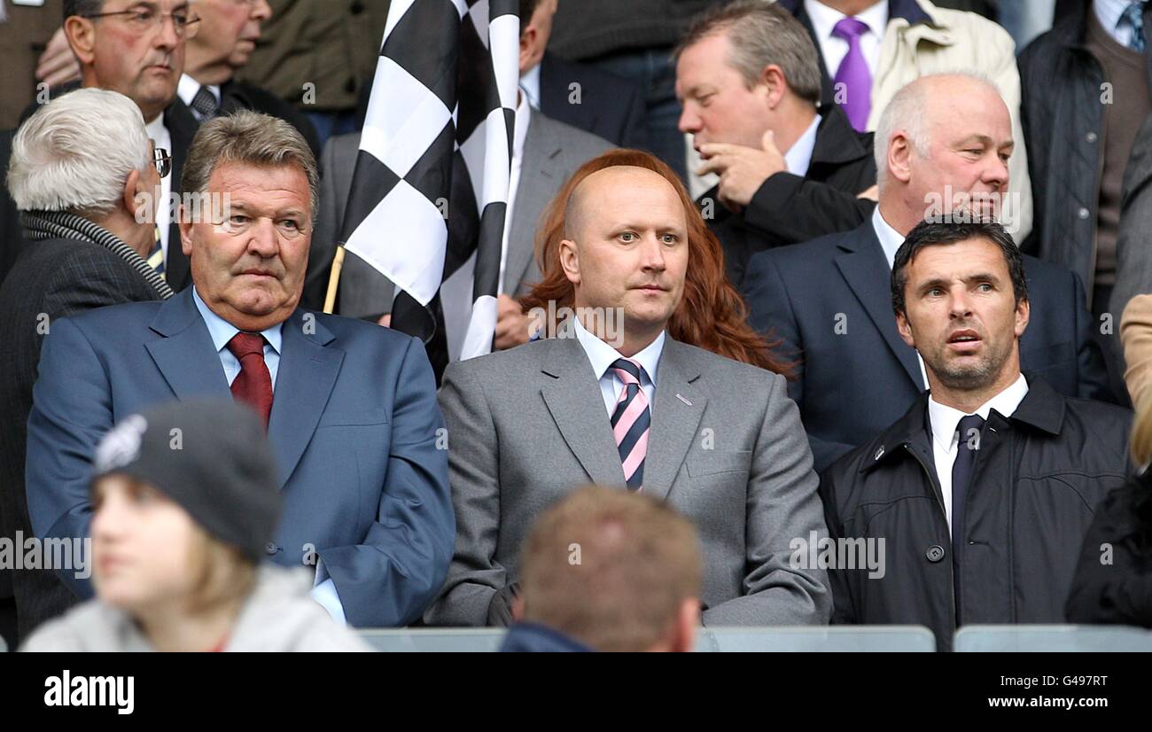 Swansea city manager toshack hi-res stock photography and images - Alamy