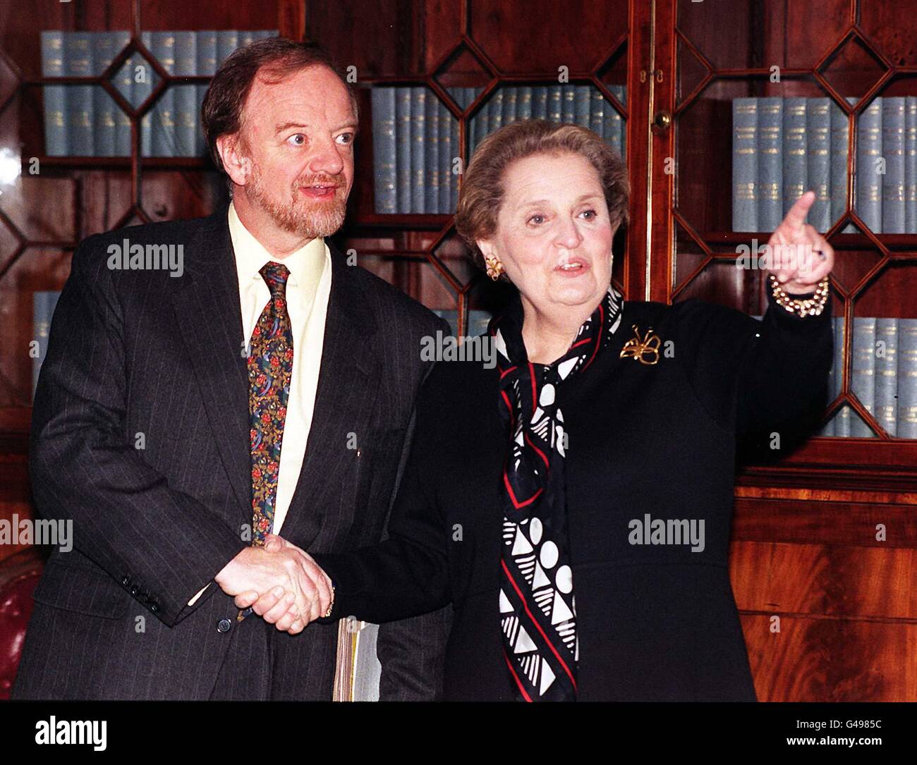 Foreign Secretary, Robin Cook, shakes hands with US Secretary of State ...
