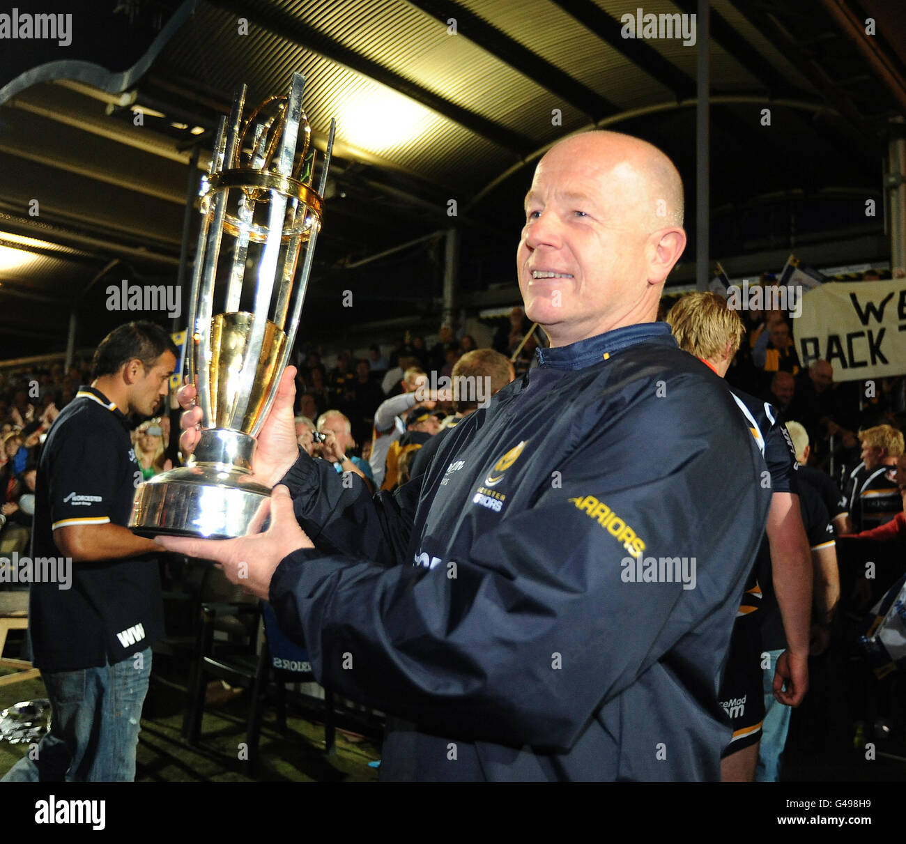Worcester Warriors' coach Richard Hill with the Championship Final ...