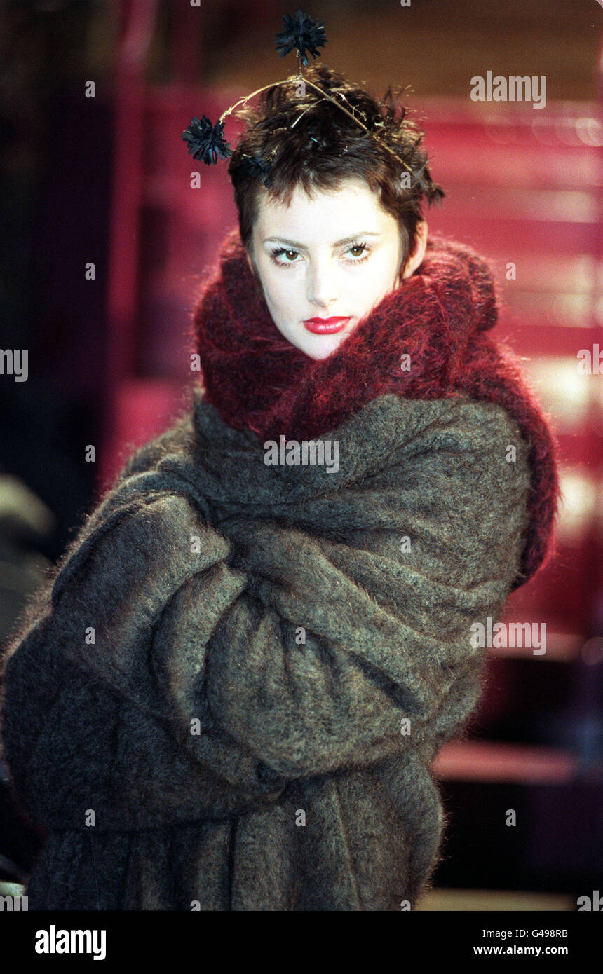 Honor fraser presents outfit hi-res stock photography and images - Alamy