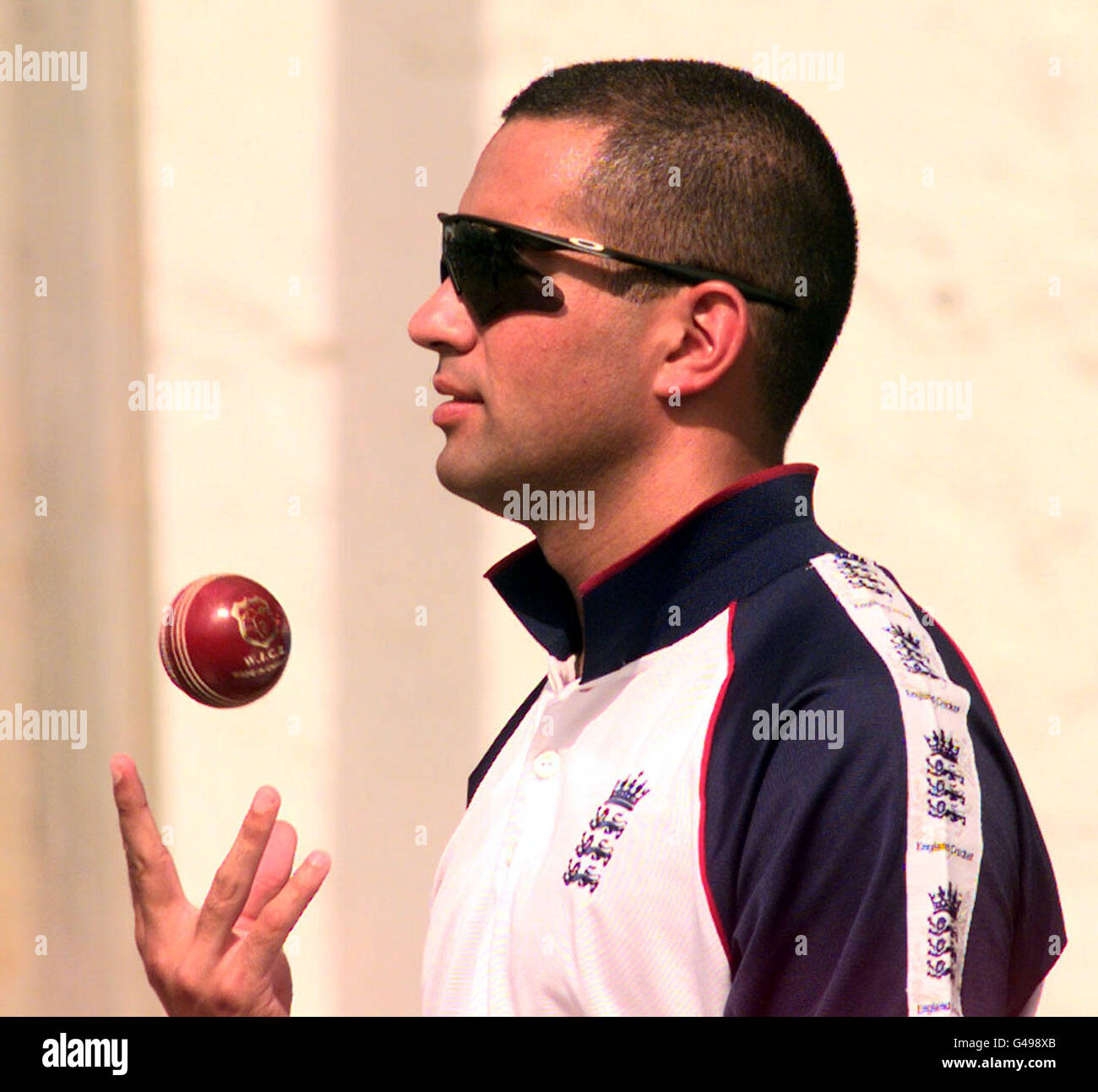 CRICKET Hollioake practice Stock Photo - Alamy