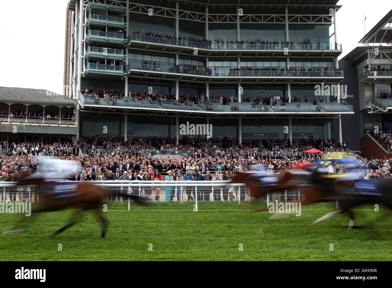 Horse racing races emirates airline yorkshire cup full length ...
