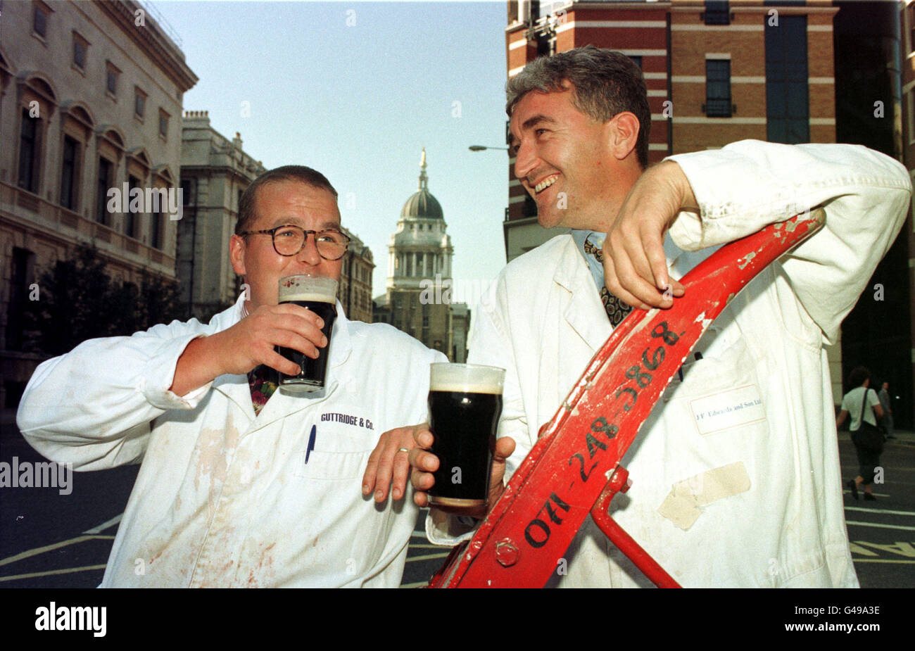 Porters beer hi-res stock photography and images - Alamy