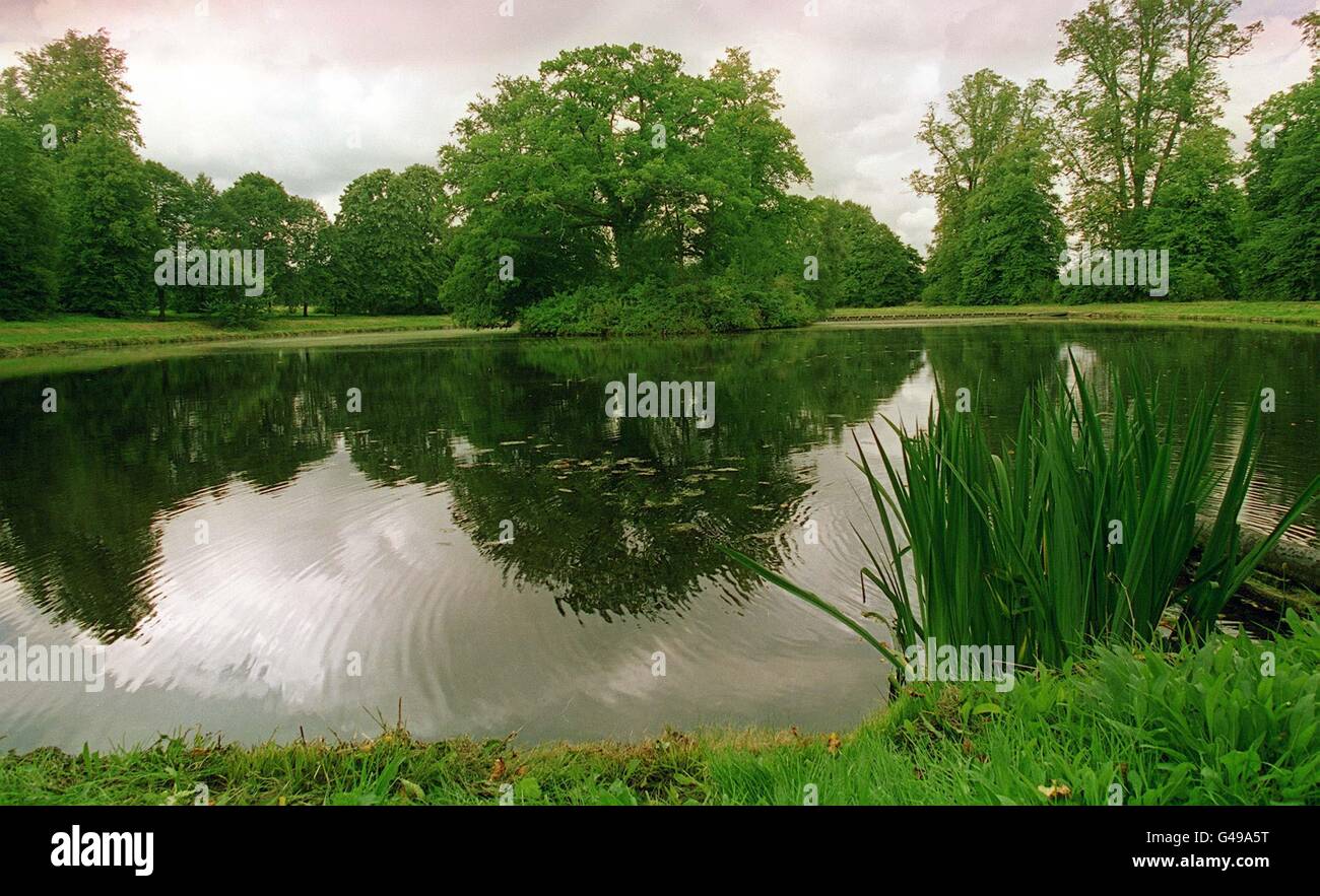 The Oval' at the Spencer family seat at Althorp in Northamptonshire ...