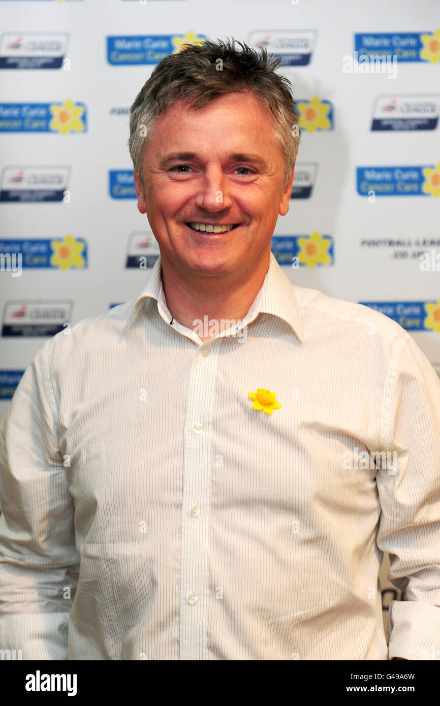 Daily Mail sports columnist Des Kelly at The Football League ...