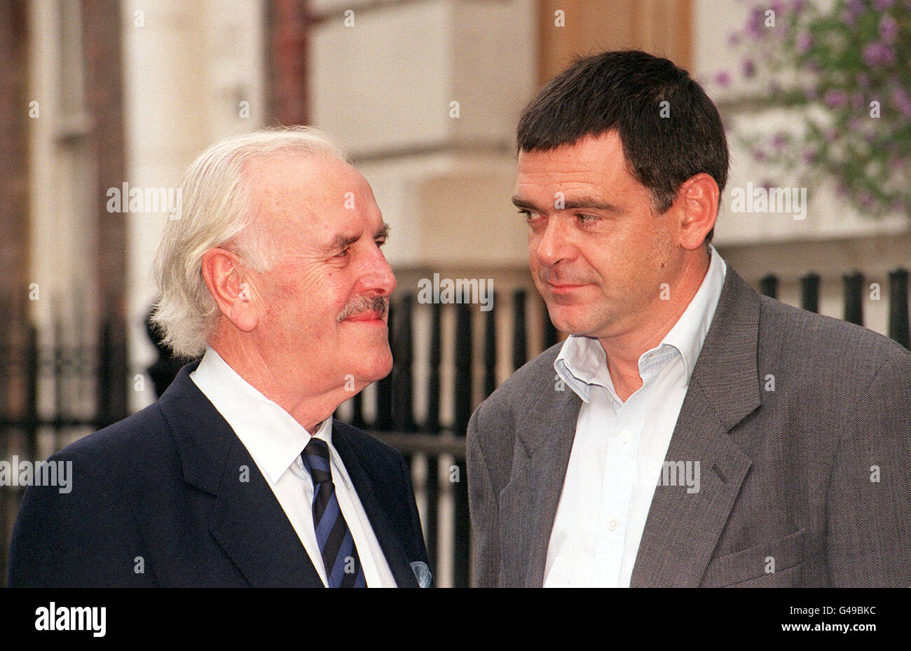 George cole left and kevin mcnally hi-res stock photography and images ...
