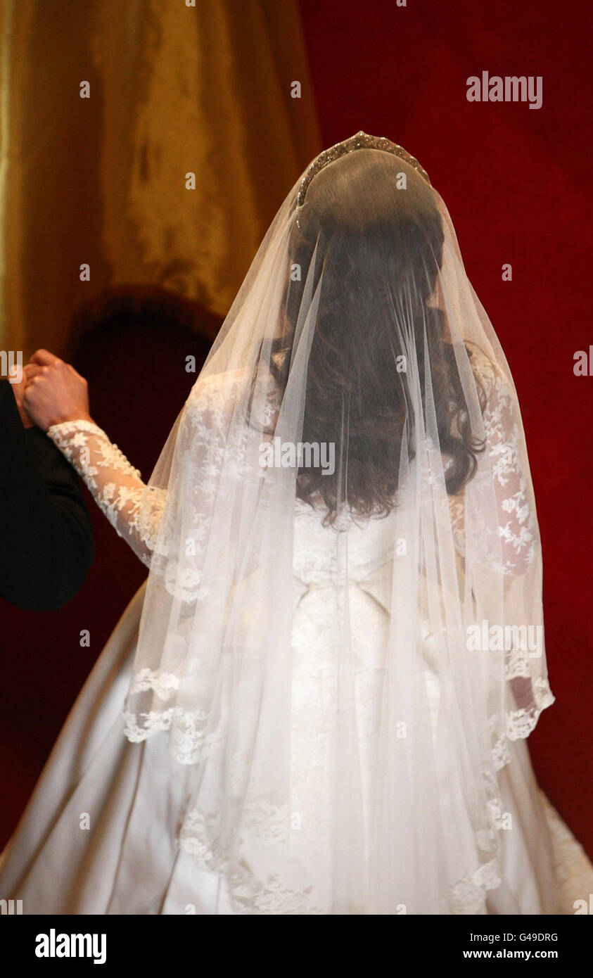 Kate Middleton arrives with her father Michael Middleton at Westminster ...