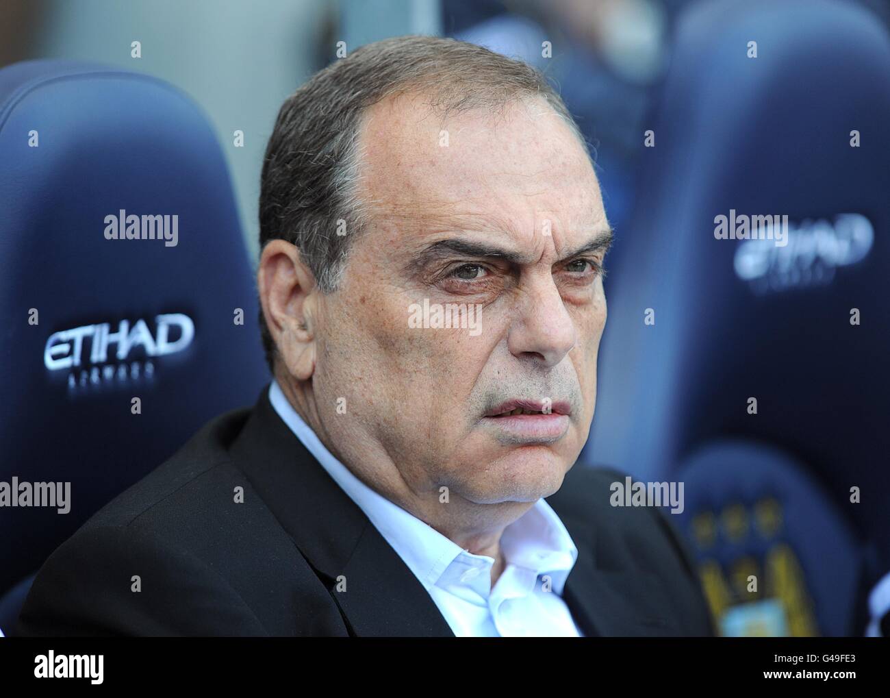 Angry football manager hi-res stock photography and images - Alamy