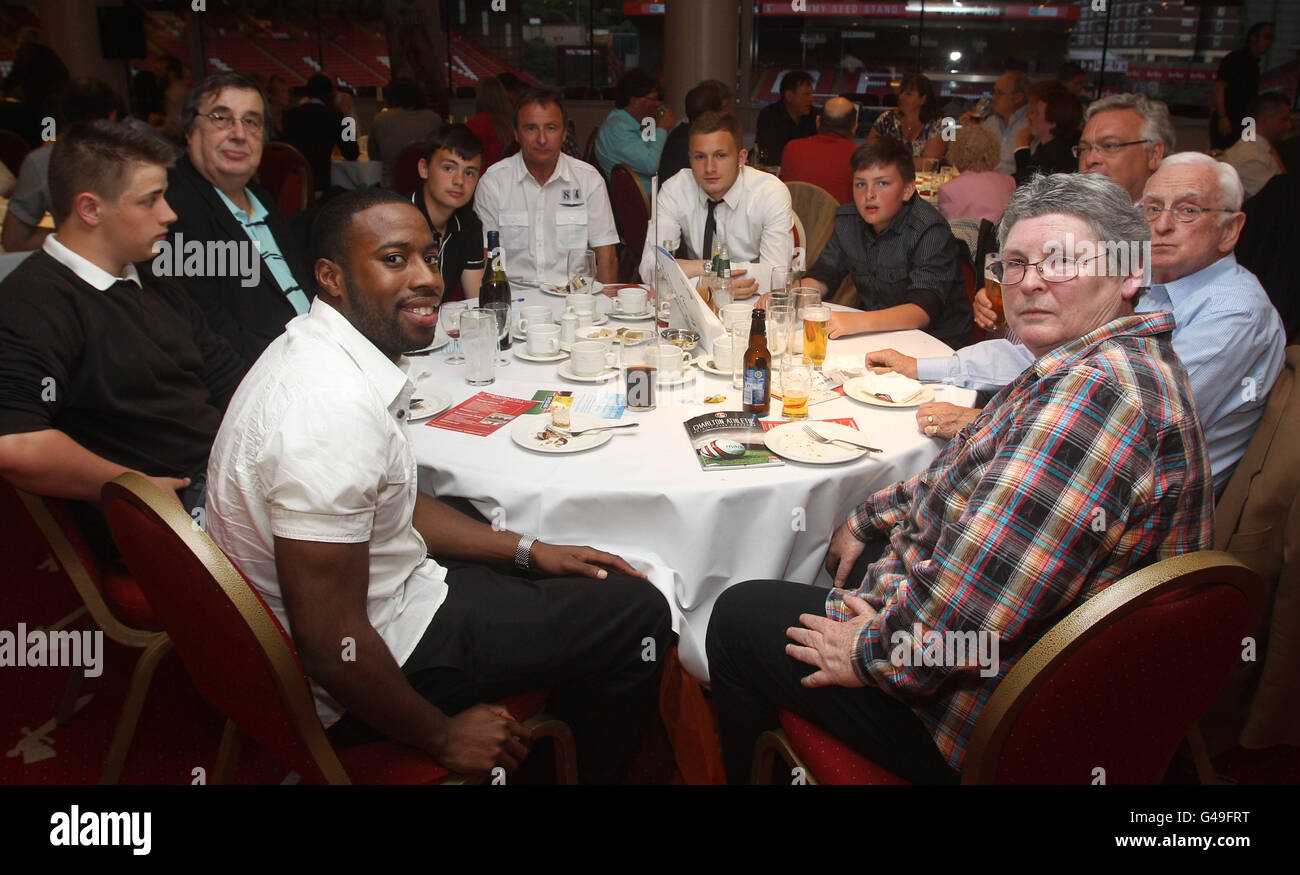 2011 charlton athletic player year awards hi-res stock photography and ...