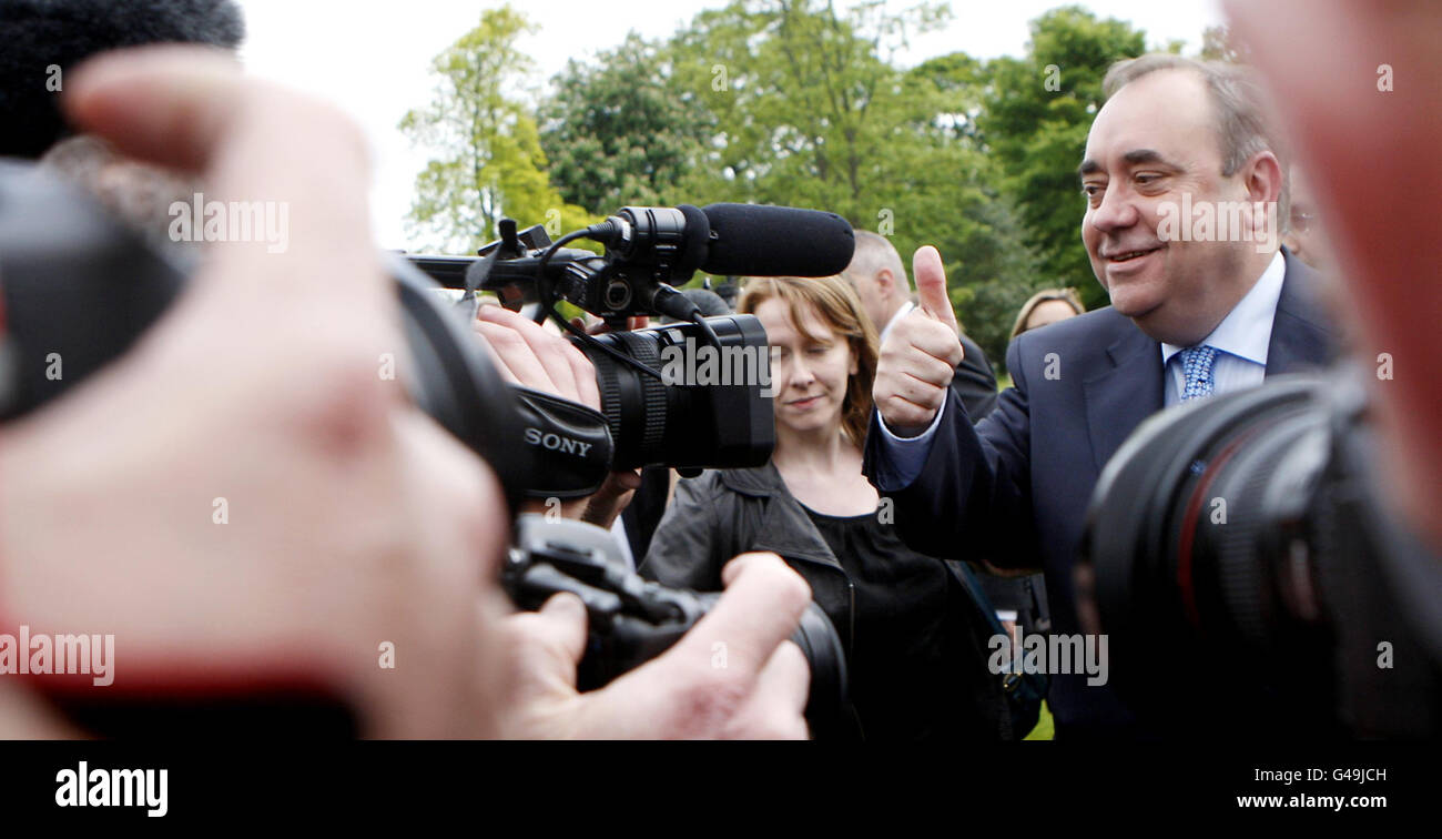 SNP party leader Alex Salmond arrives at the Prestonfield House Hotel ...