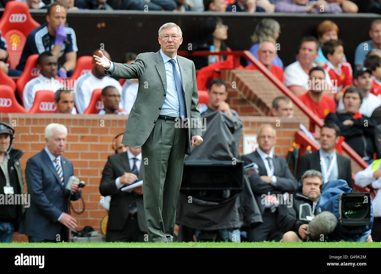 Manchester United manager Alex Ferguson gestures on the touchline Stock ...