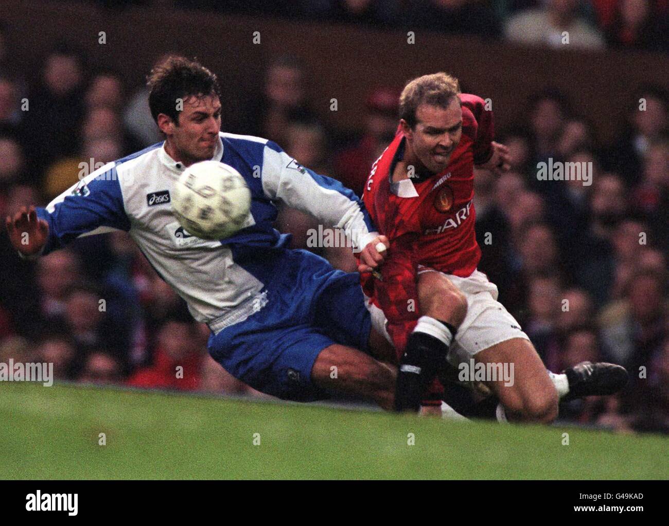 Henning Berg (rt), a former Blackburn player now with Manchester United ...