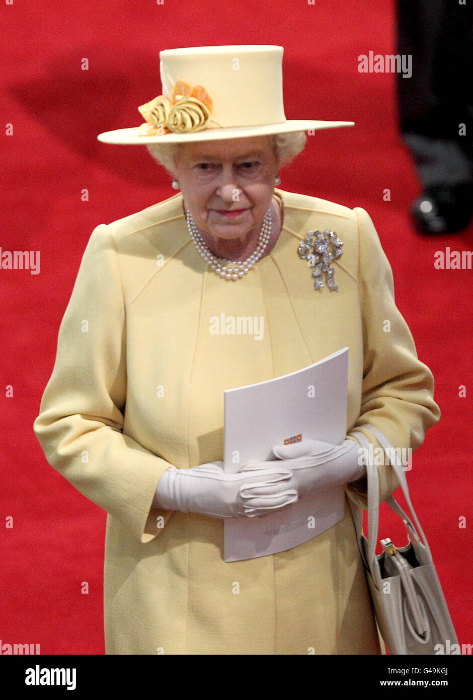 Leaving westminster abbey hi-res stock photography and images - Alamy