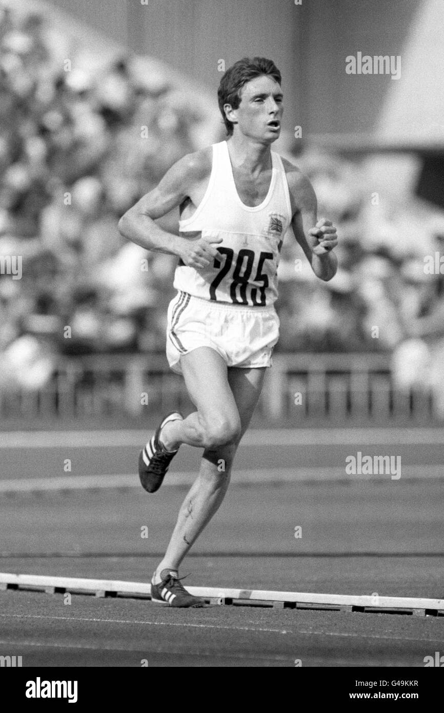 Athletics - Moscow Olympic Games - Men's 10,000 Metres - Heat 1 ...