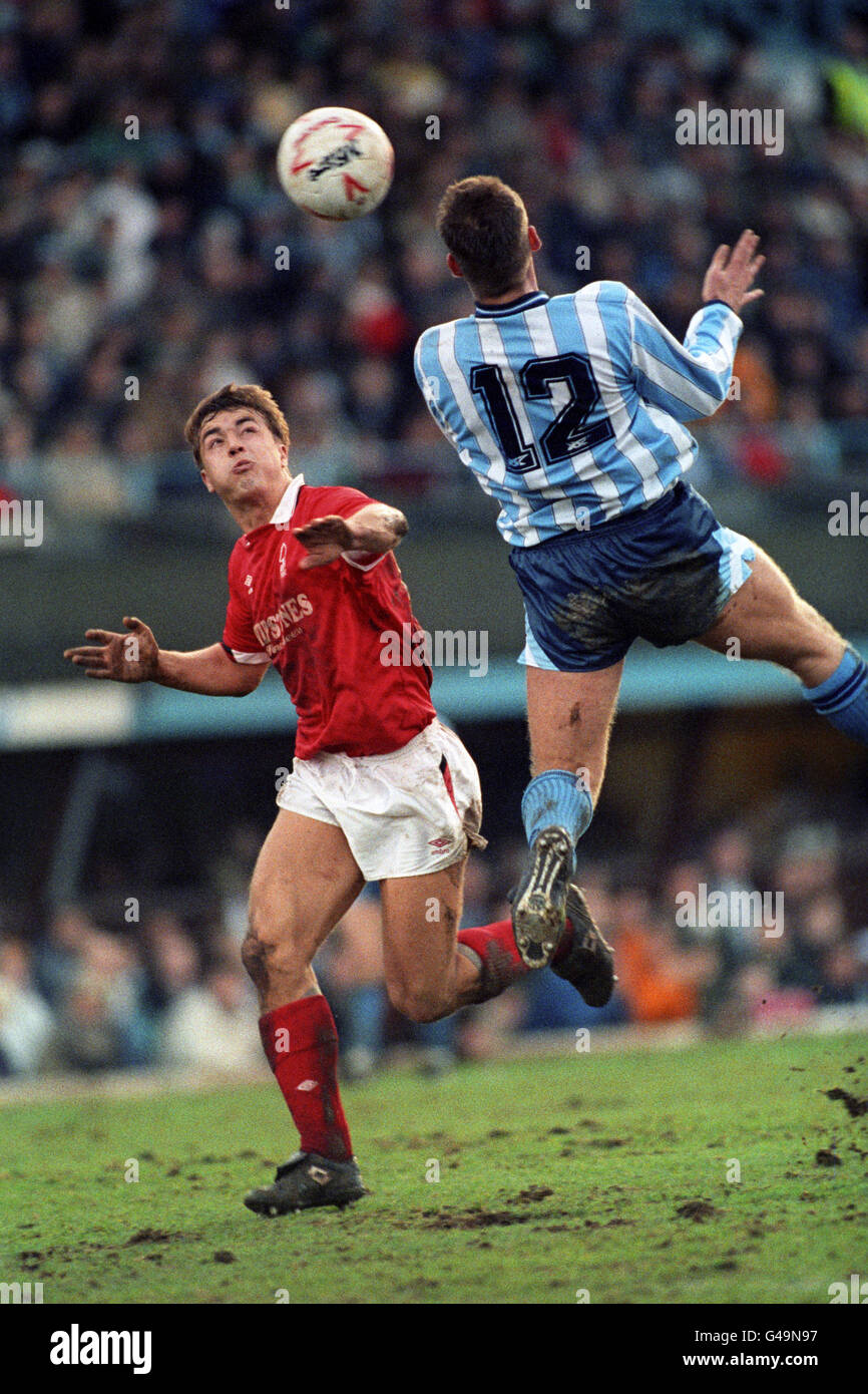 Nigel jemson nottingham forest hi-res stock photography and images - Alamy