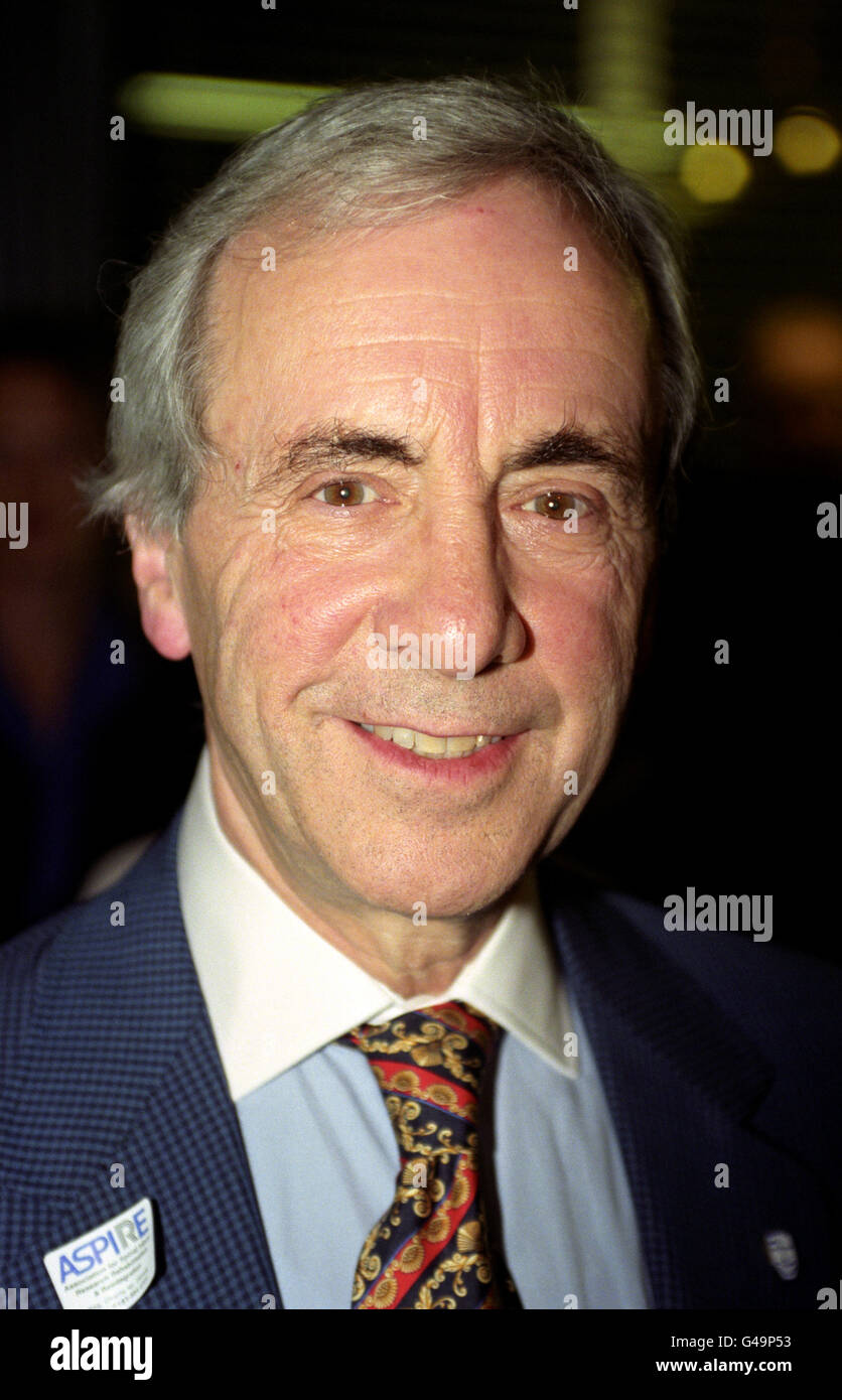 Entertainment - Comic Heritage Christmas Dinner Event. Actor Andrew ...