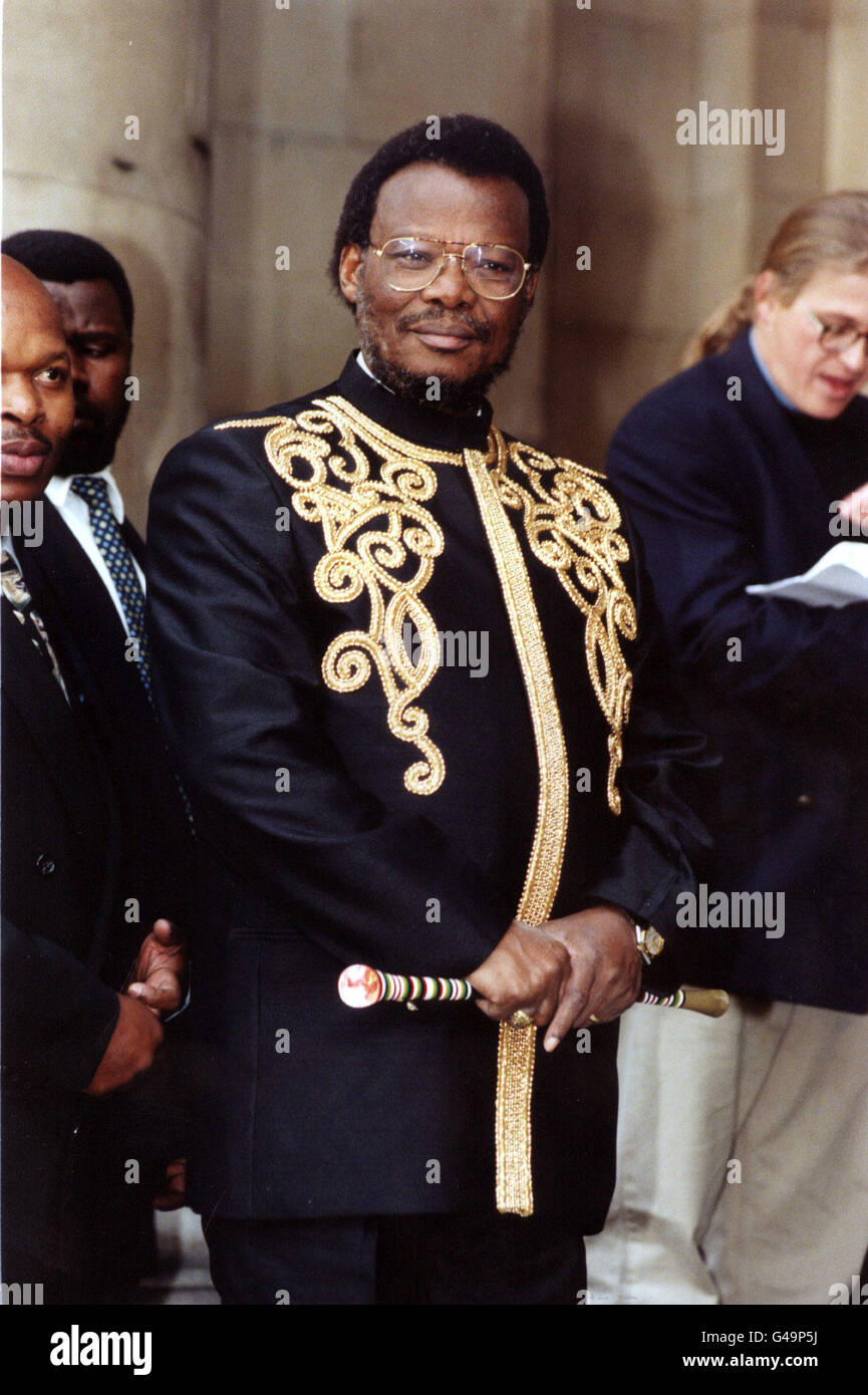 Chief mangosutho buthelezi head of the zulu inkatha party hi-res stock ...