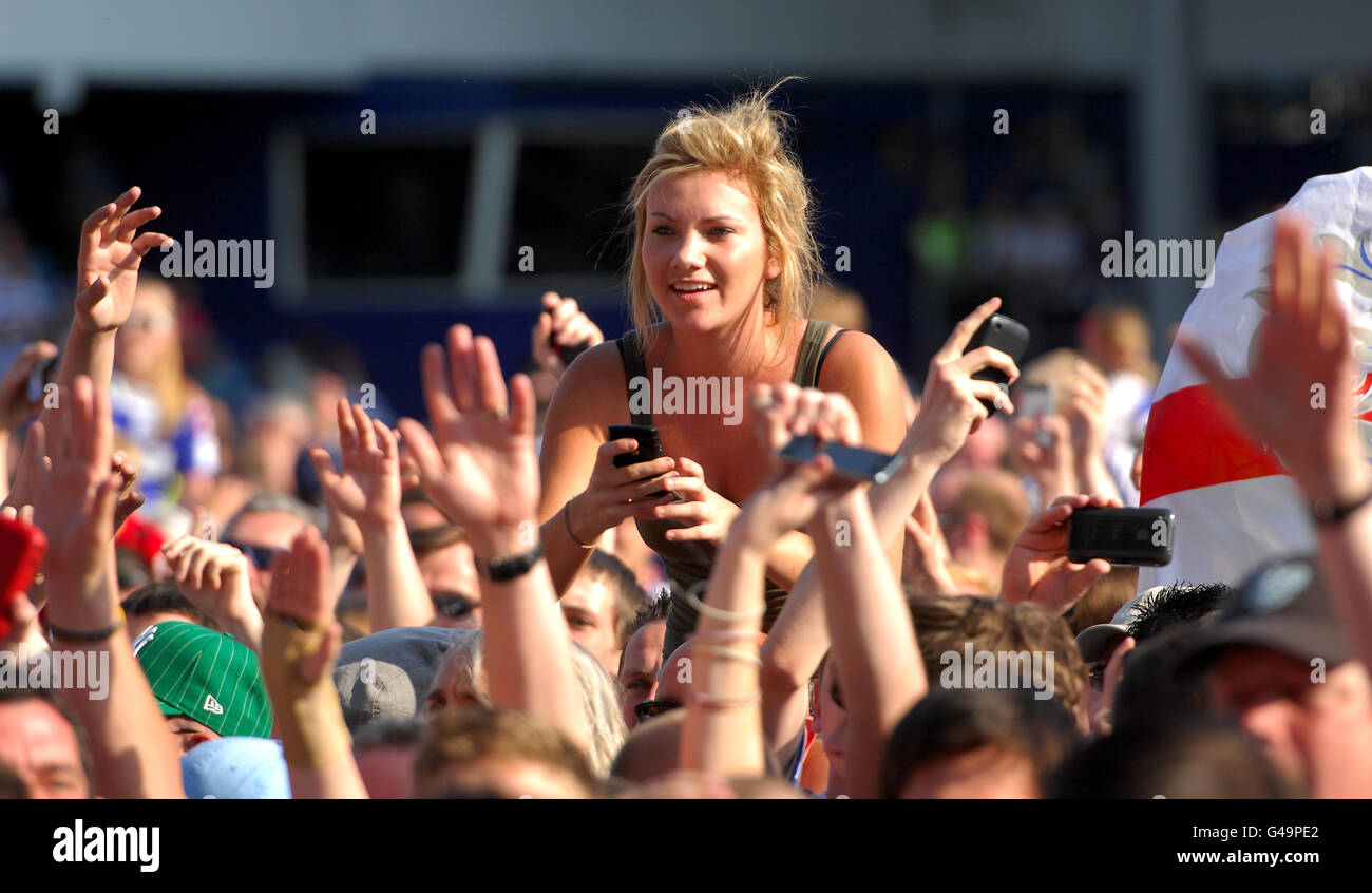 Football phone soccer rangers hi-res stock photography and images - Alamy