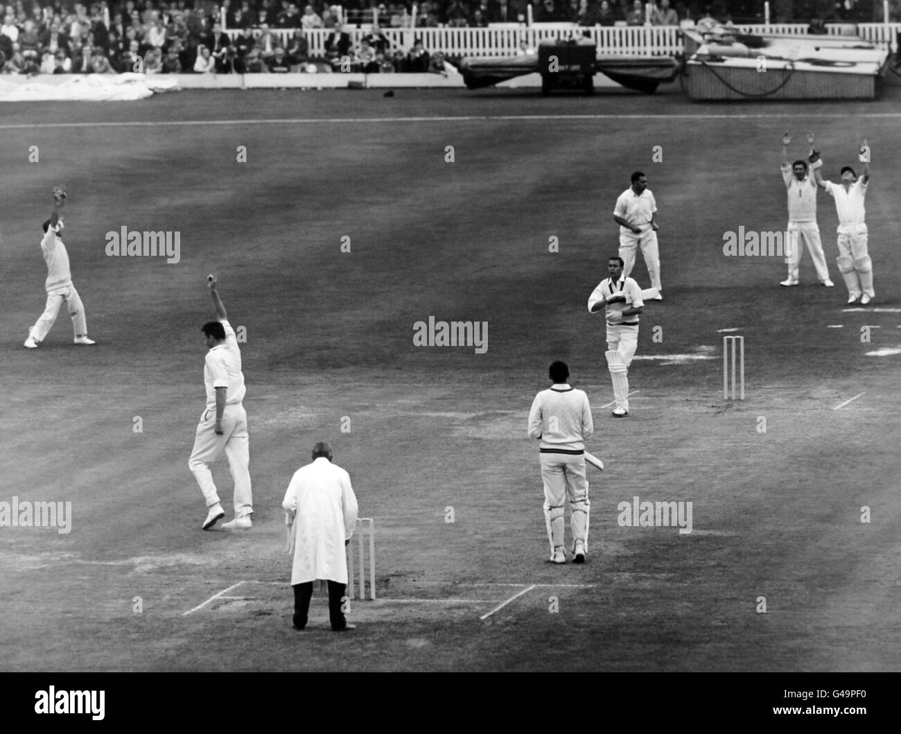 First test england hi-res stock photography and images - Alamy