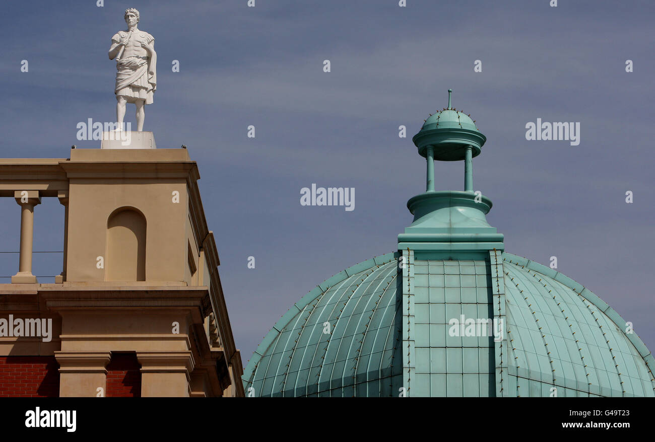 Architecture buildings building general manchester hi-res stock ...