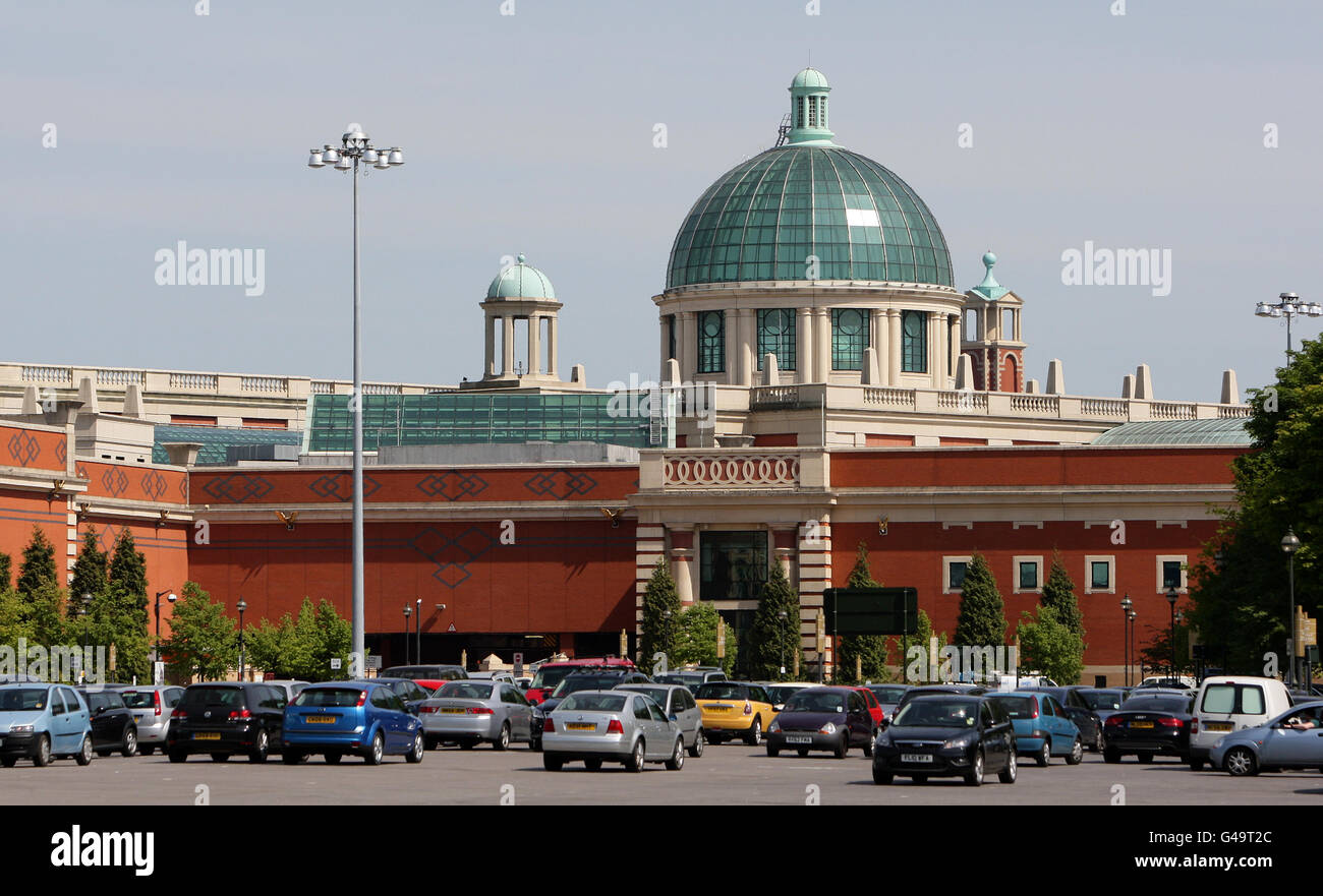 Trafford Centre, Manchester. General view of the Trafford Centre in ...
