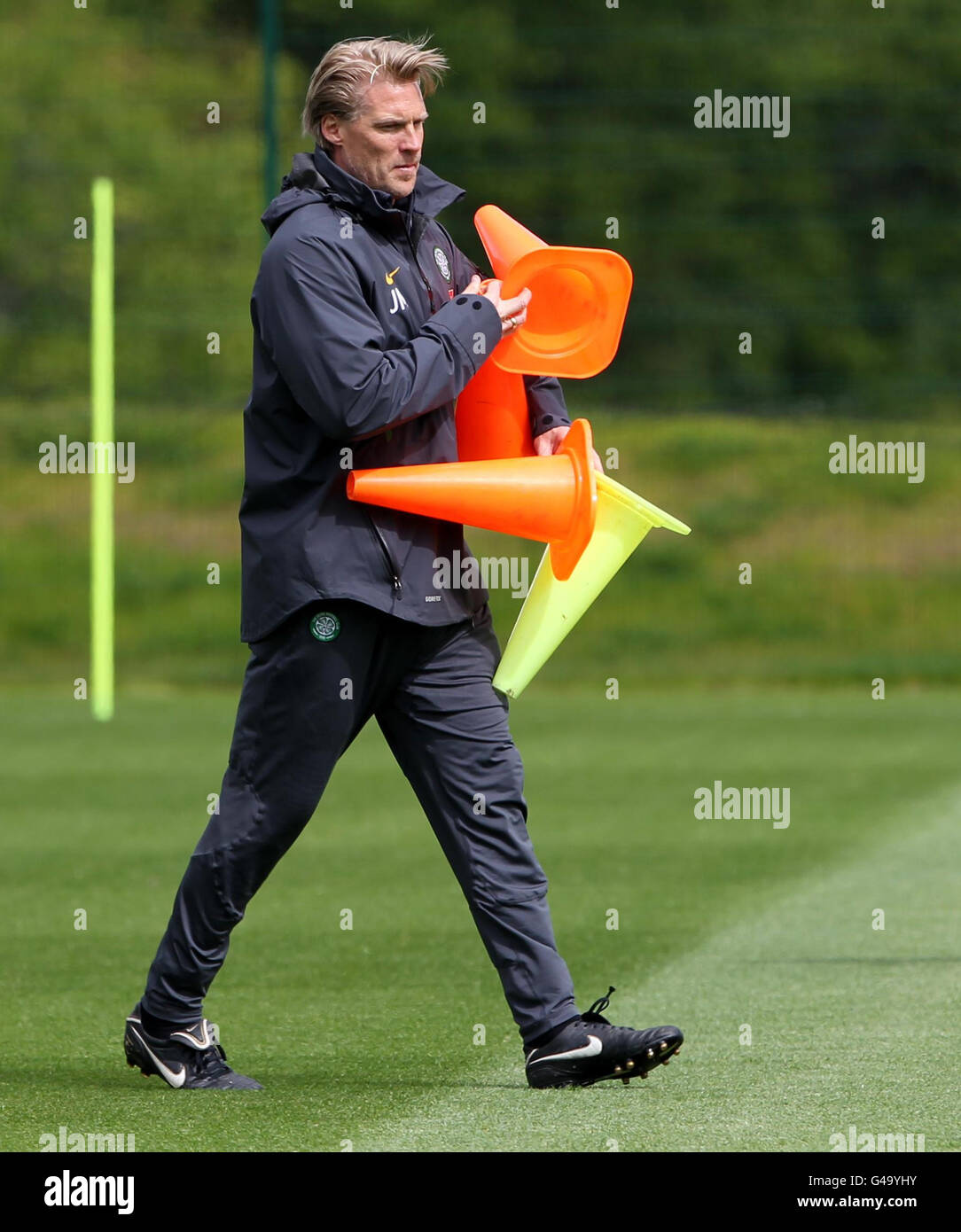 Soccer - Celtic Training - Lennoxtown Training Centre. Celtic assistant ...