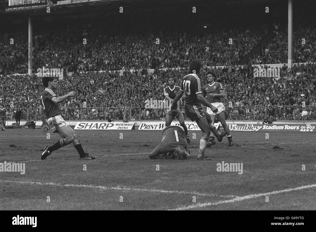 F 21 Black and White Stock Photos & Images - Alamy