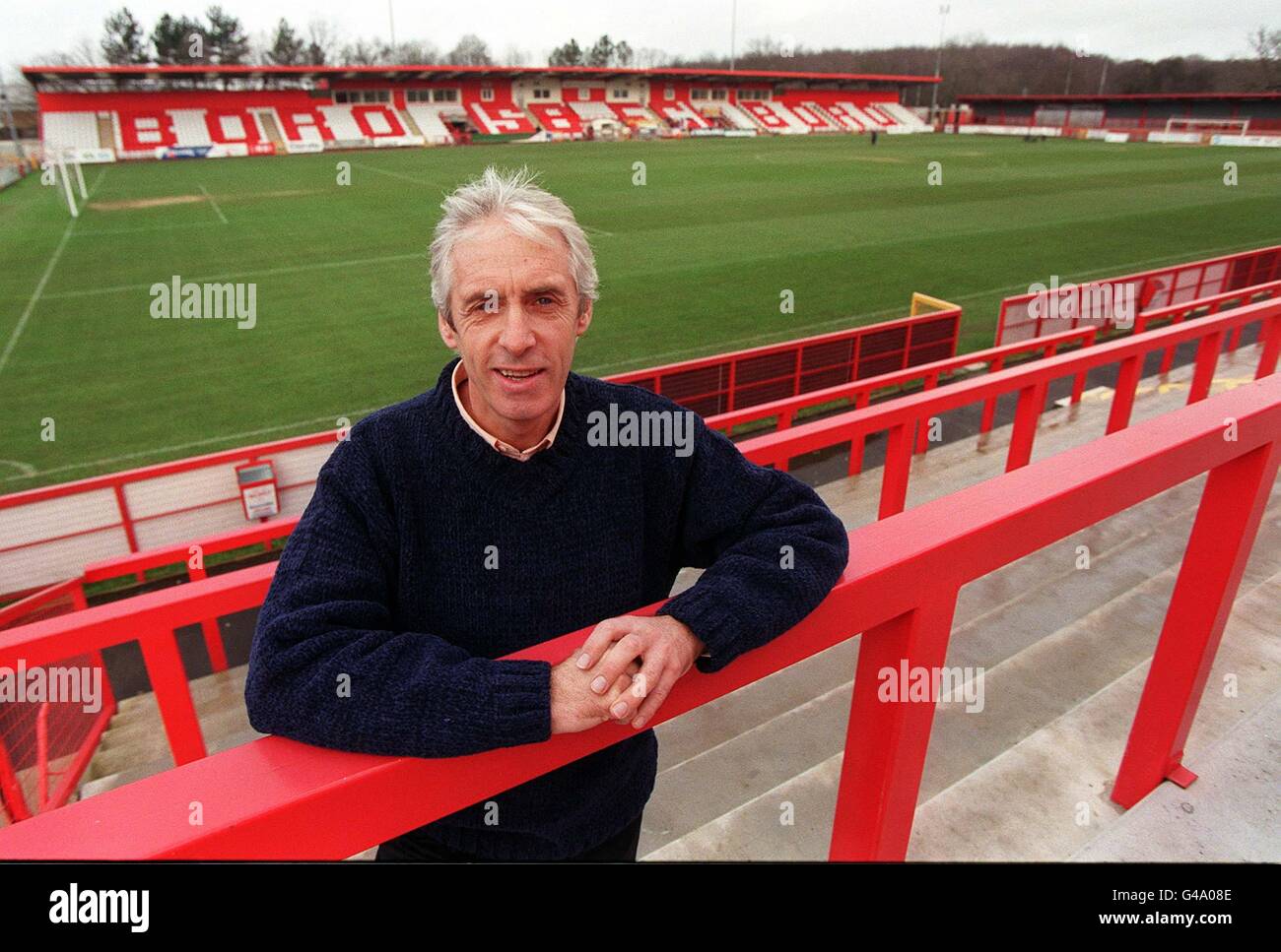 Football manager seating hi-res stock photography and images - Alamy