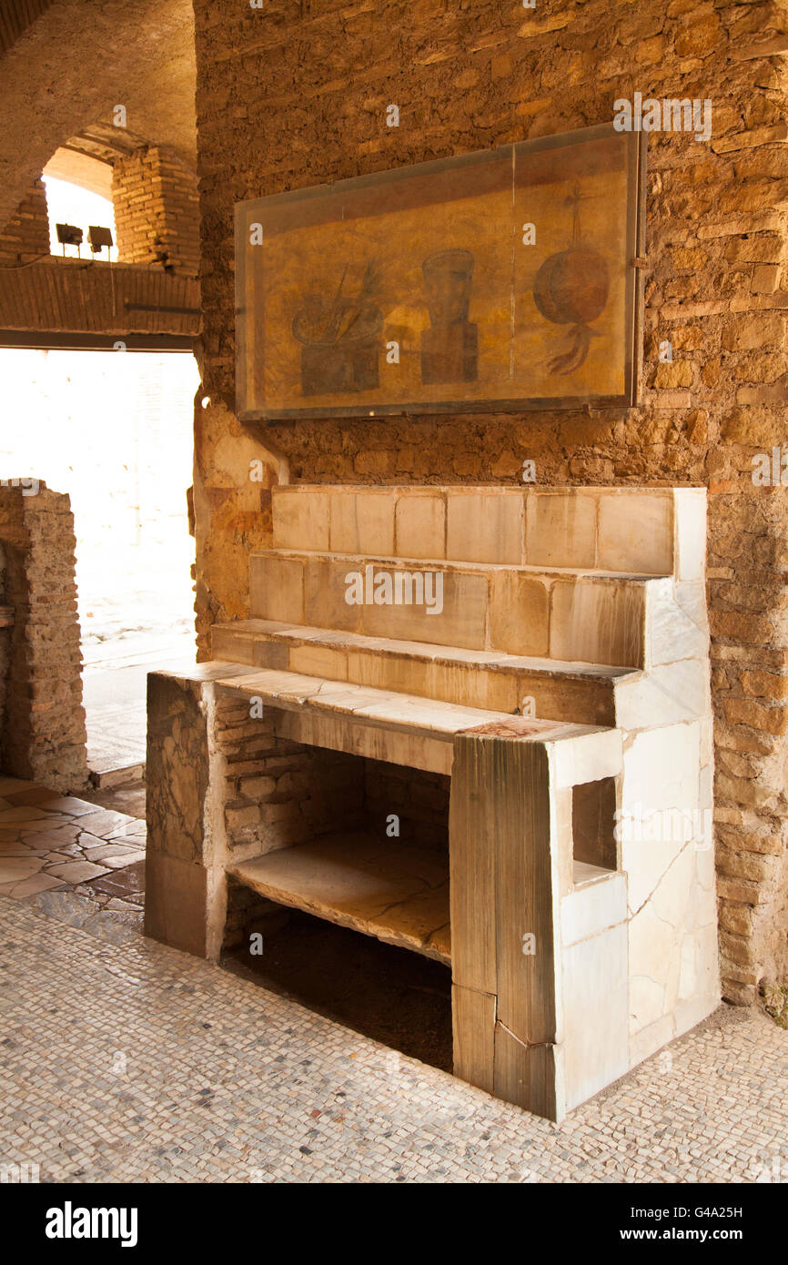 Roman interior design hi-res stock photography and images - Alamy