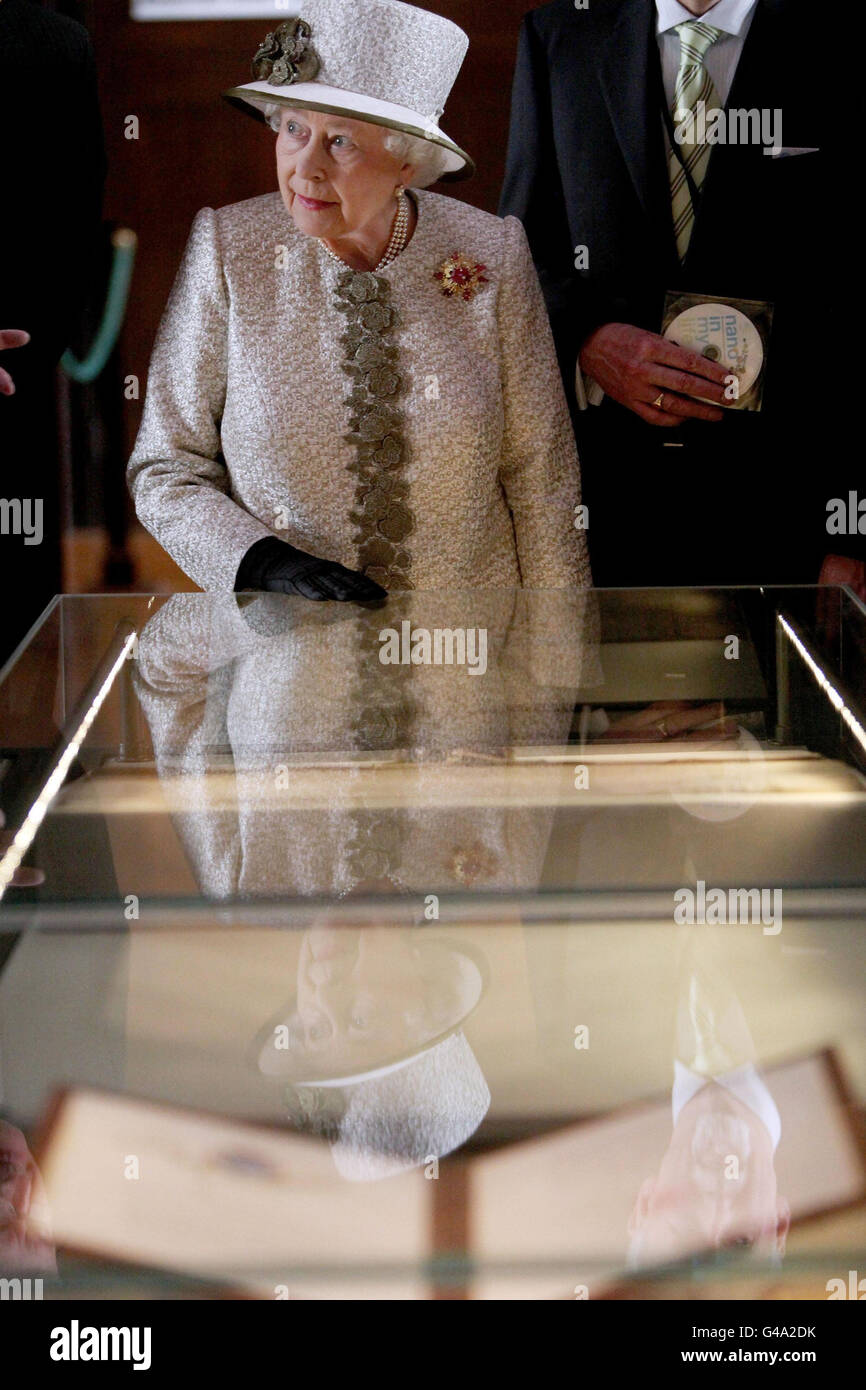 Royalty - Queen Elizabeth II State Visit to Ireland Stock Photo - Alamy