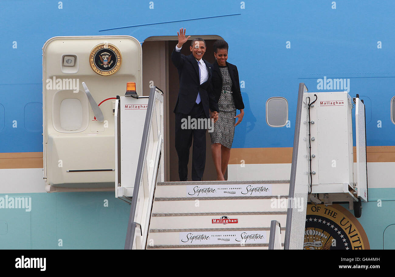 US President Barrack Obama and his wife Michelle land in Dublin Airport ...