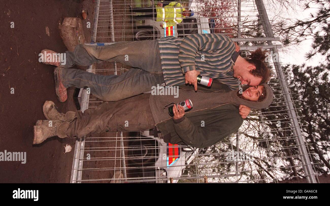 Environmentalists Justin (left) and 'Elf' commiserate with a can of ...