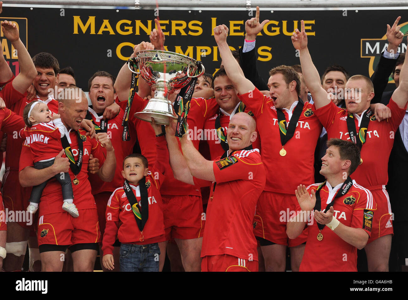 Rugby Union - Magners League - Final - Munster v Leinster - Thomond ...