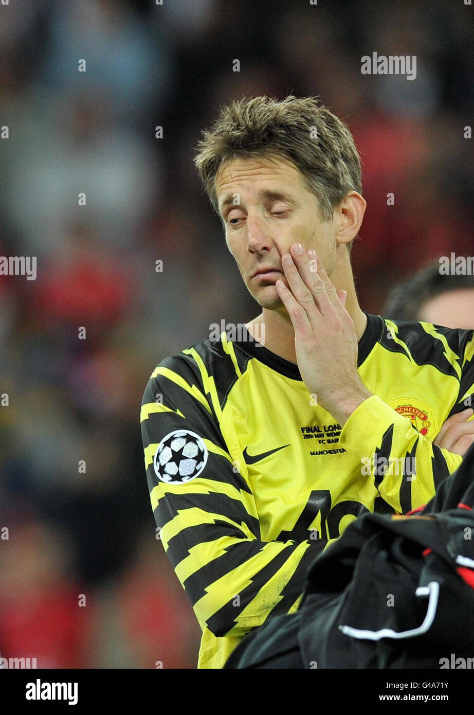 Manchester United goal keeper Edwin Van Der Sar is dejected following ...