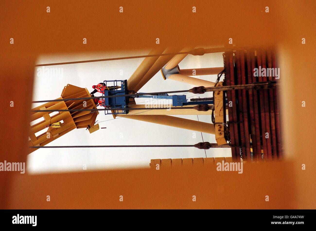 Which support the millennium dome hi-res stock photography and images ...