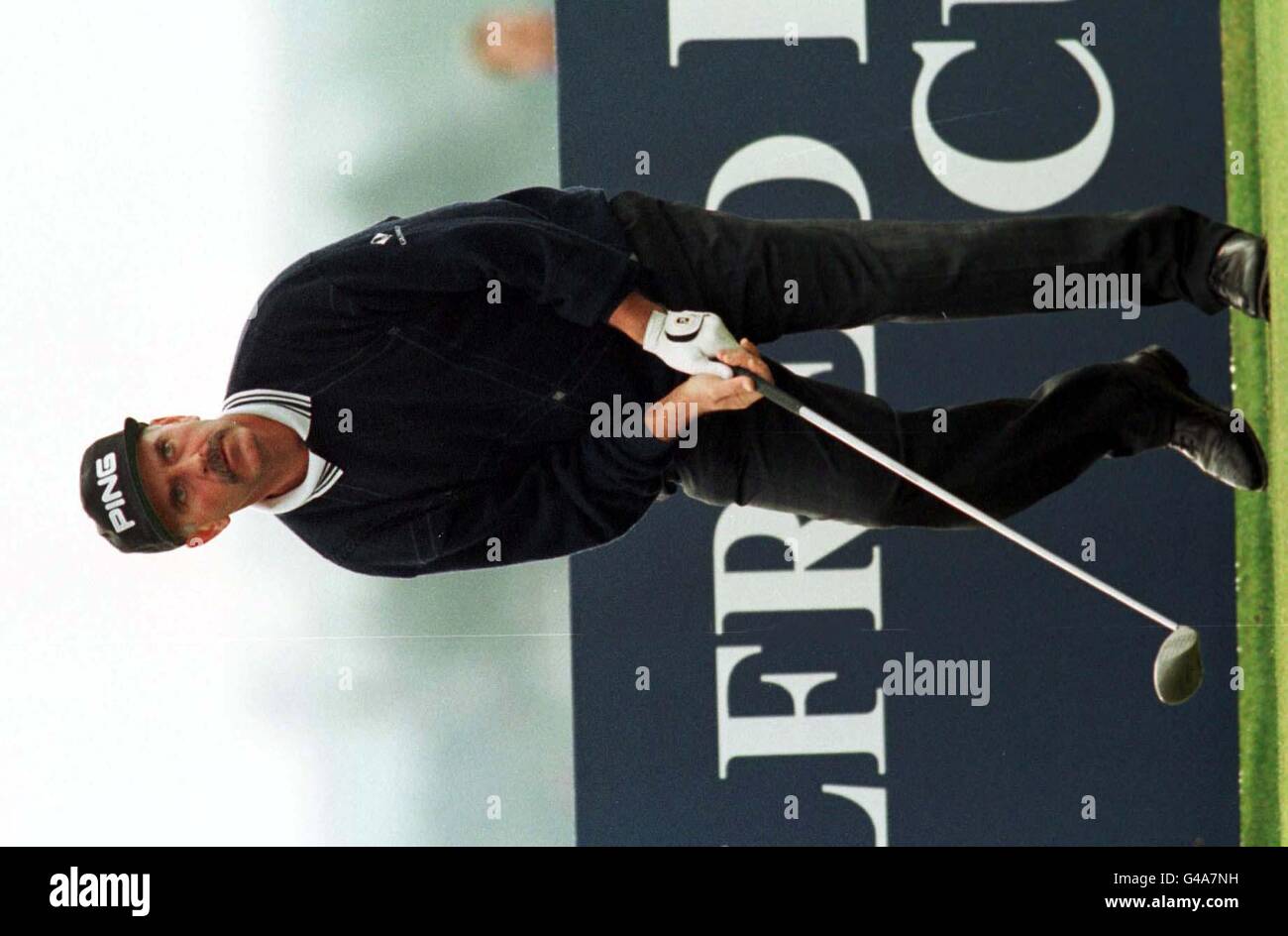 Mark dunhill hi-res stock photography and images - Alamy