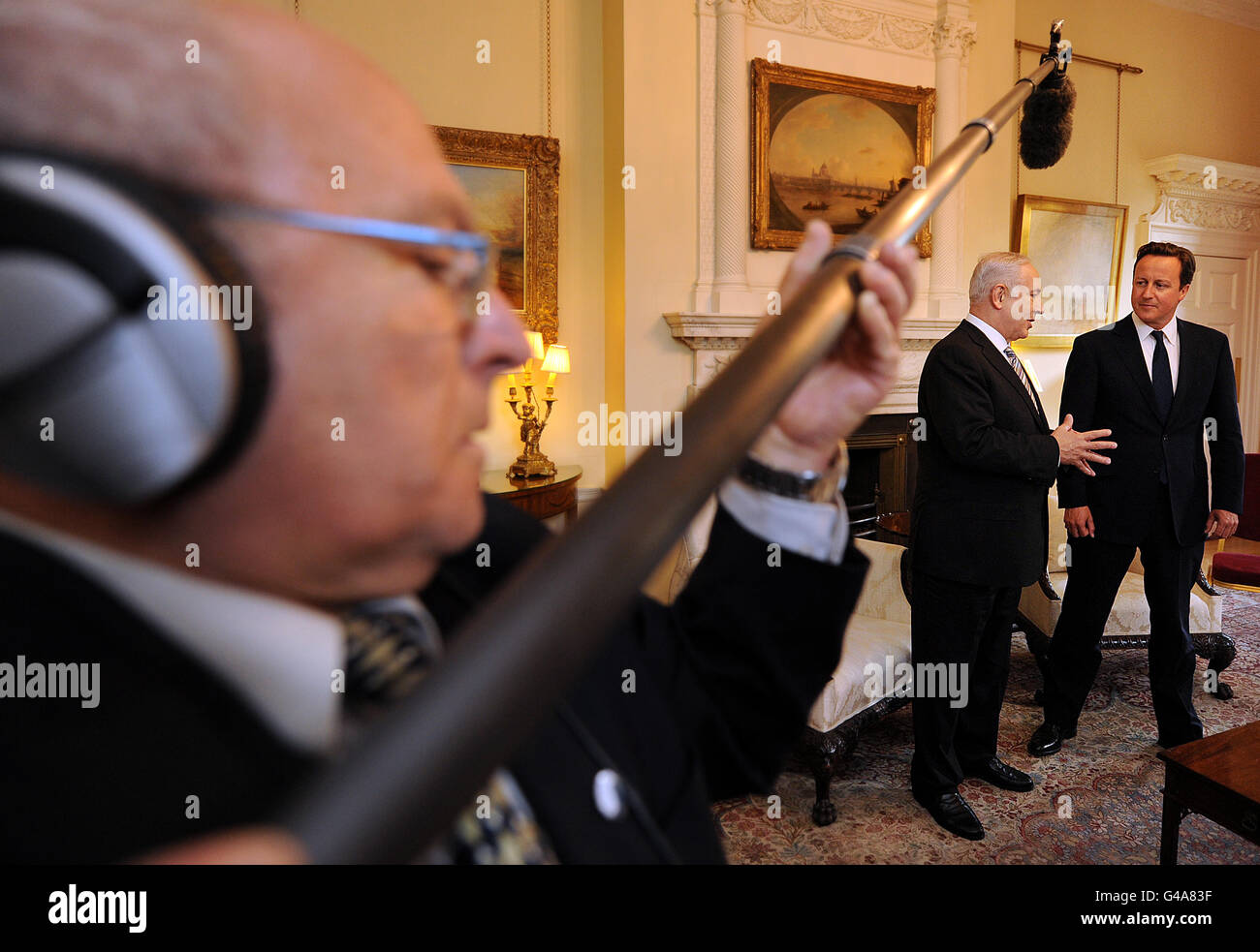 Prime Minister David Cameron meets Israel's Prime Minister Benjamin ...